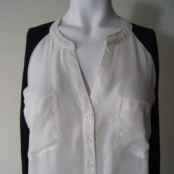 English Laundry | Tops | English Laundry Vneck With Rayon Black Sleeves ...